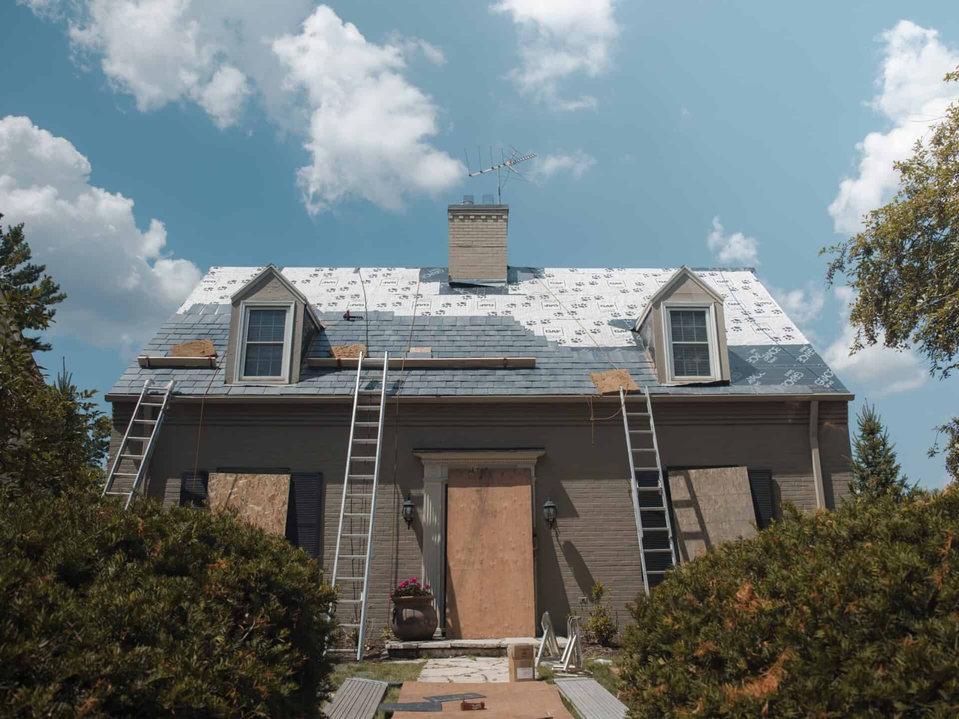 Slate & Tile Roofing | https://scgmn.com